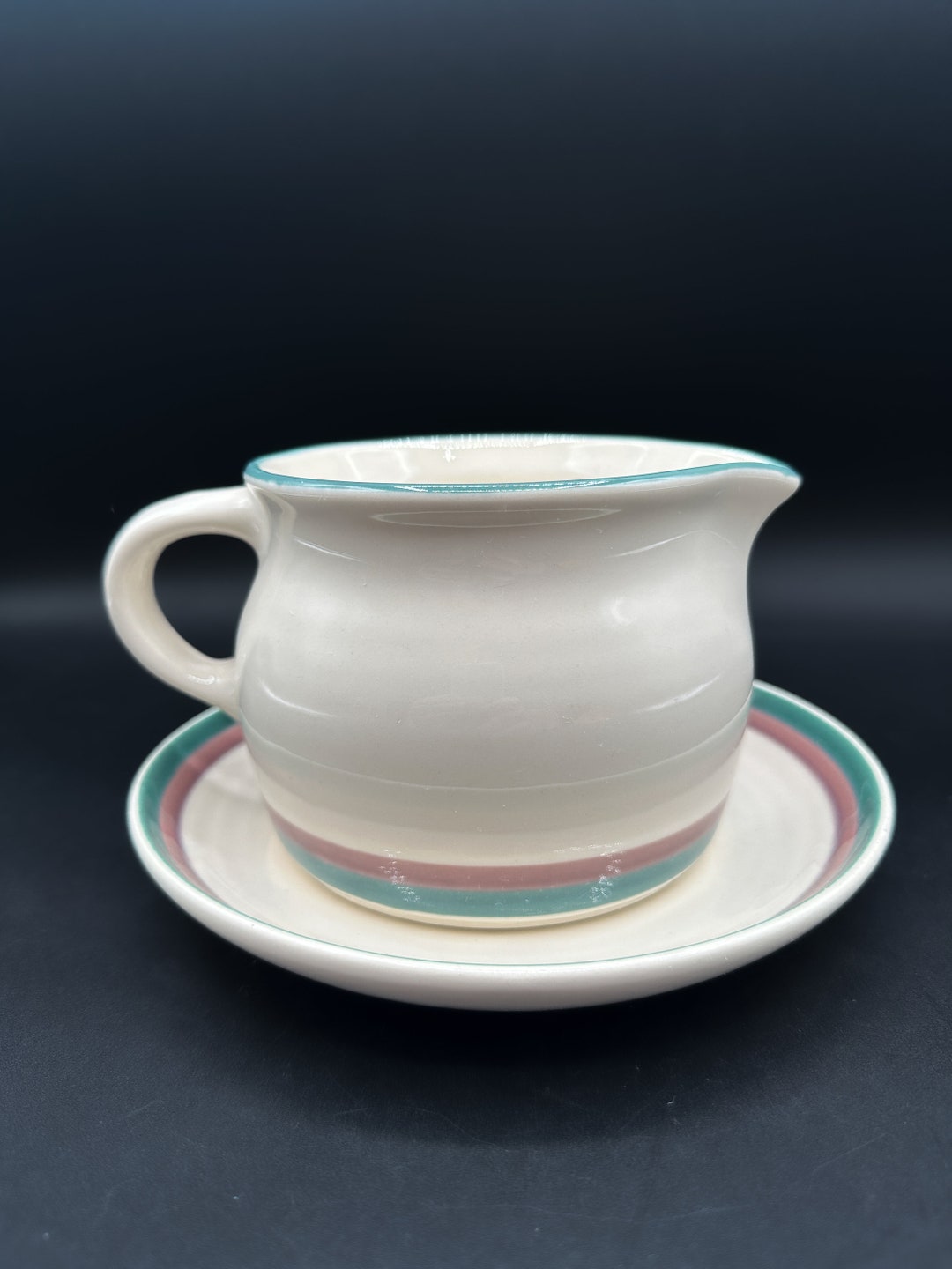 Vintage Pfaltzgraff USA Juniper Pattern Gravy Boat Pitcher & Saucer 18 ...
