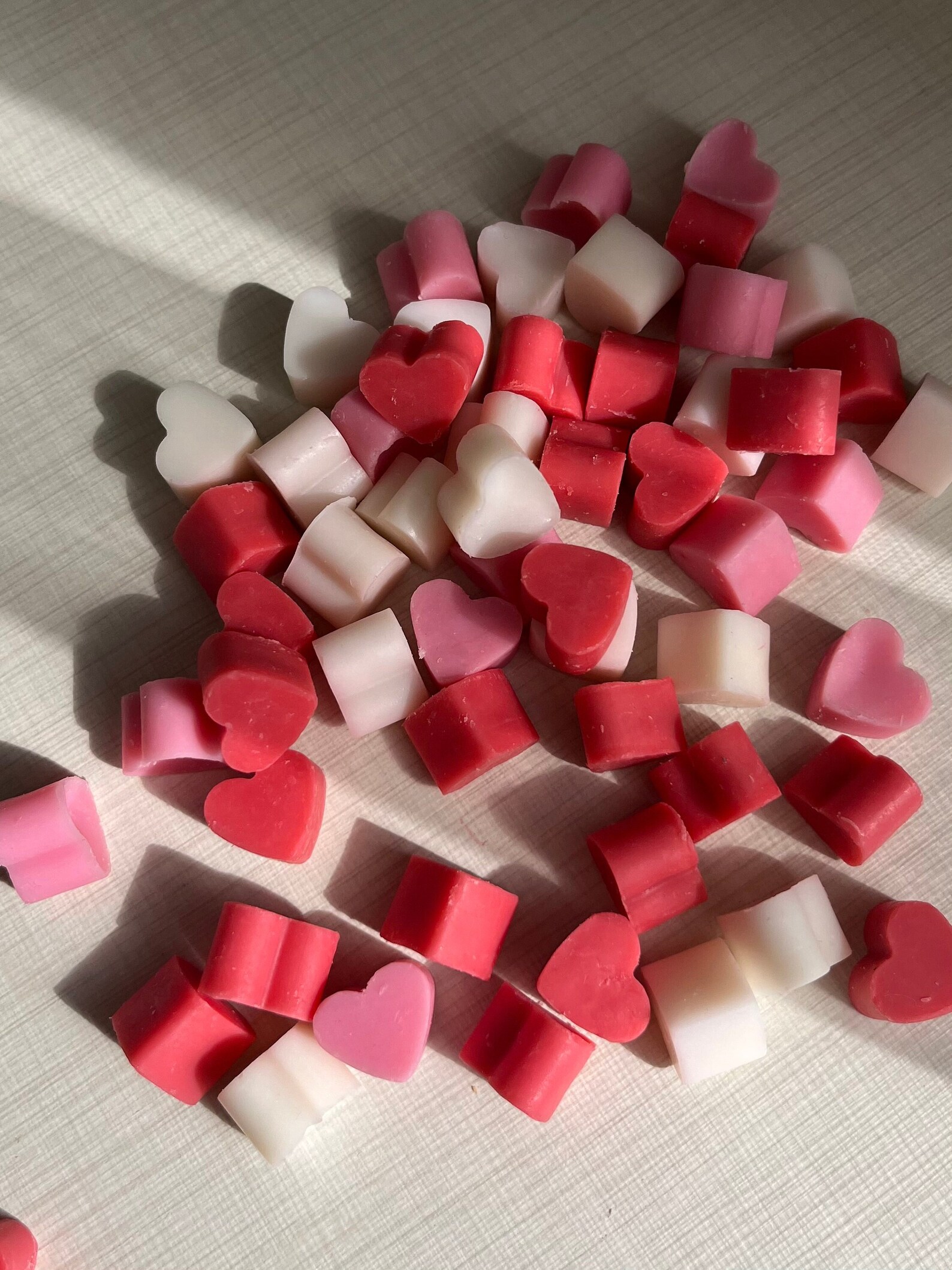 Shimmer Heart Shaped Scented Wax Melts | Mix Color Heart Wax Melts 3.1 ...
