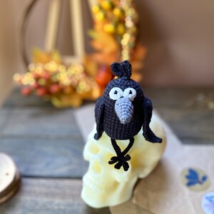 Crow Crochet Pattern. Amigurumi Halloween Raven Bird Crochet Tutorial ...