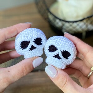 Skull Crochet Pattern. Amigurumi Skull Tutorial. Crochet Spooky Skull ...