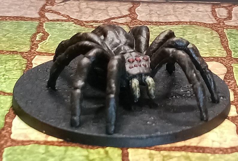 Hand Painted Giant Spider Miniature for Dungeons and Dragons - Etsy