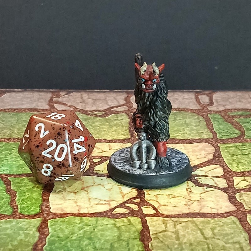 LowCostLegends - Etsy