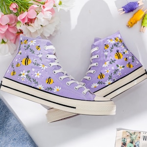 Embroidered Converse Custom, Bee Embroidered Converse High Tops, Daisy ...