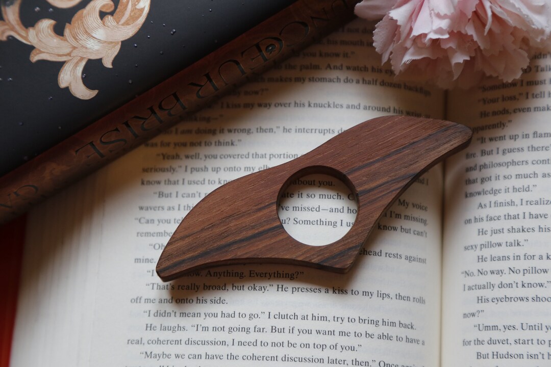 Walnut Reading Ring | Page Holder | Book Holder | Reader Gift Idea ...