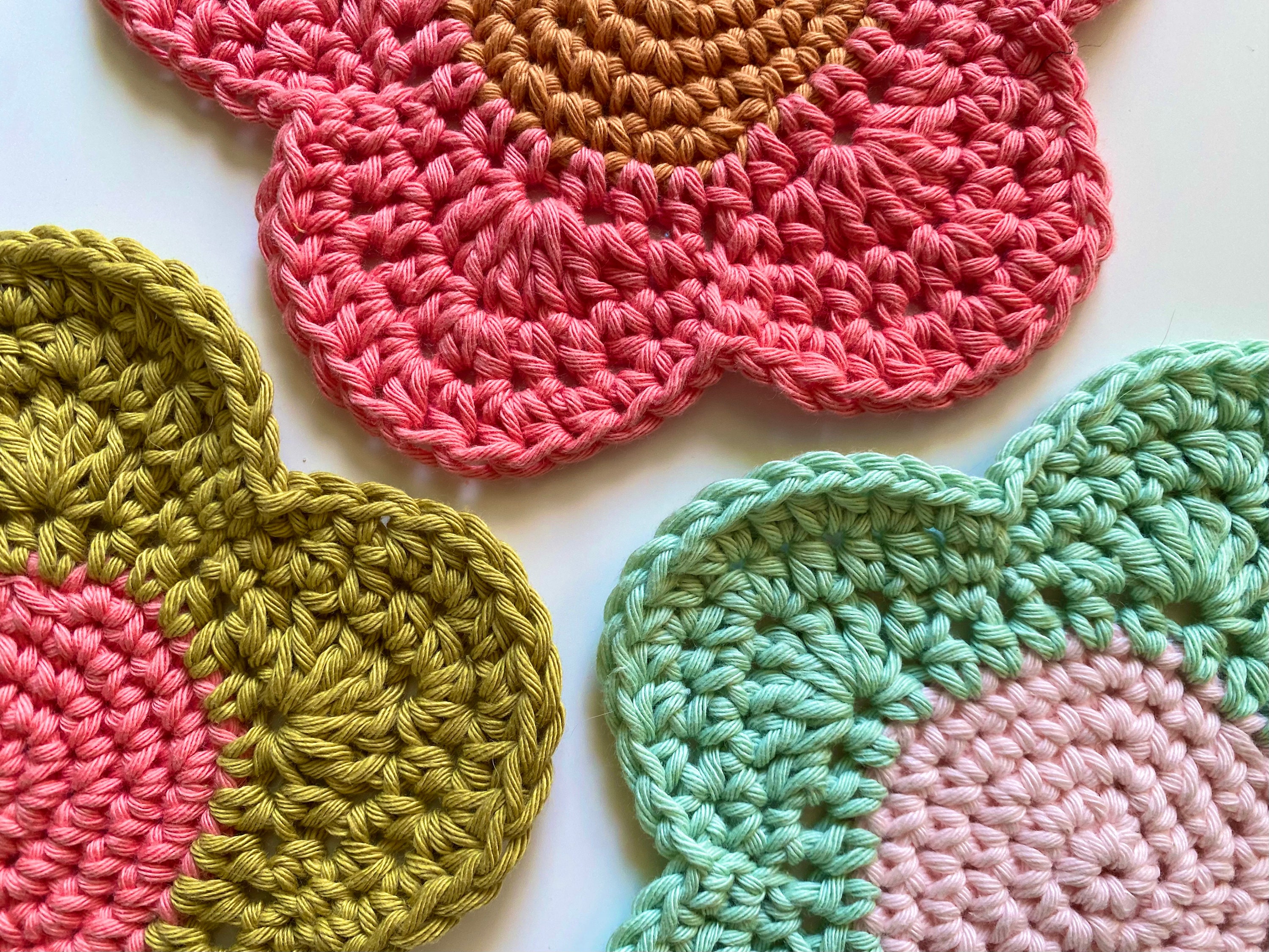 Flower Crochet Coaster Pattern - Crochet Daisy - Pot Holder Crochet ...