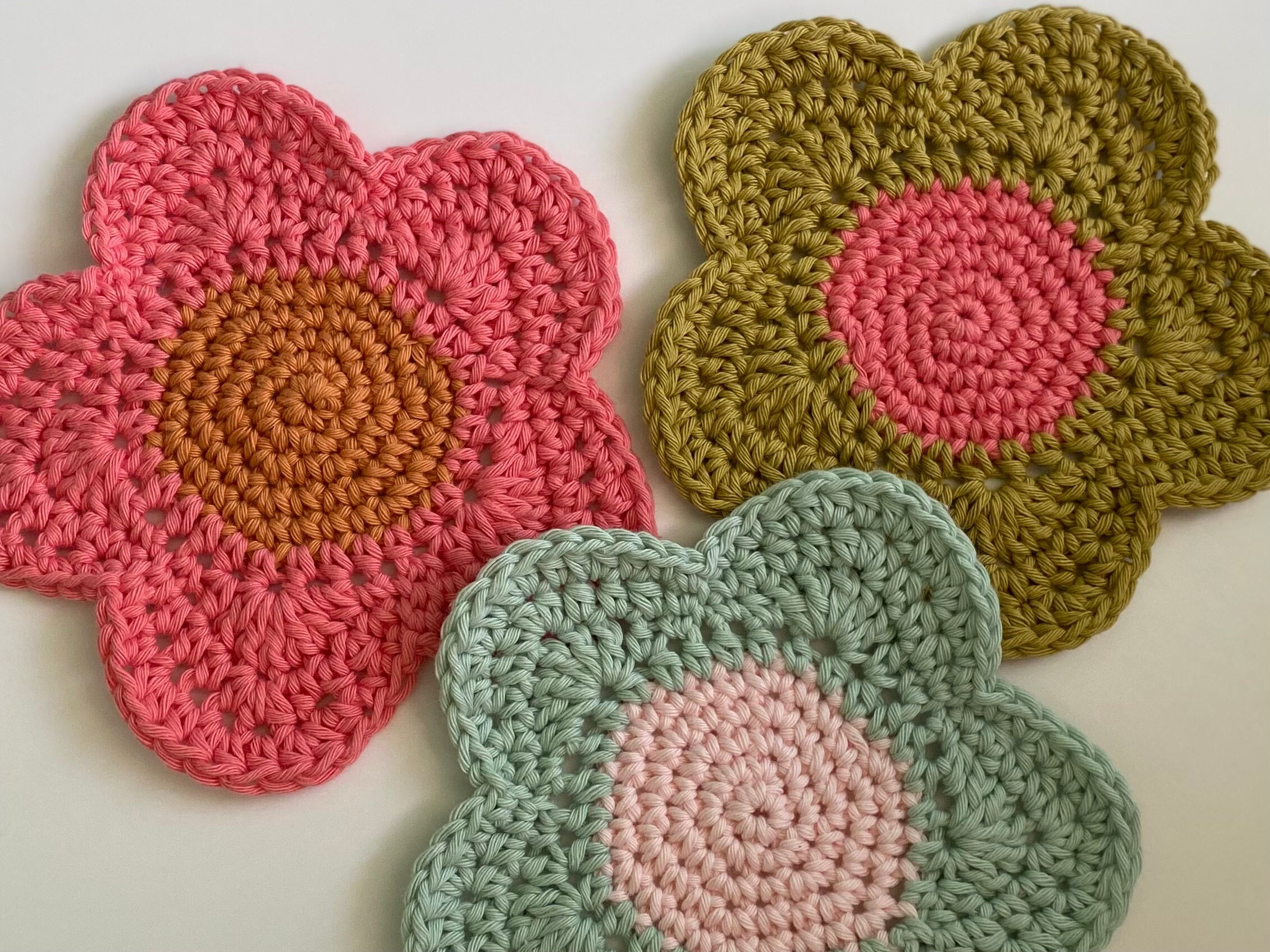 Flower Crochet Coaster Pattern - Crochet Daisy - Pot Holder Crochet ...