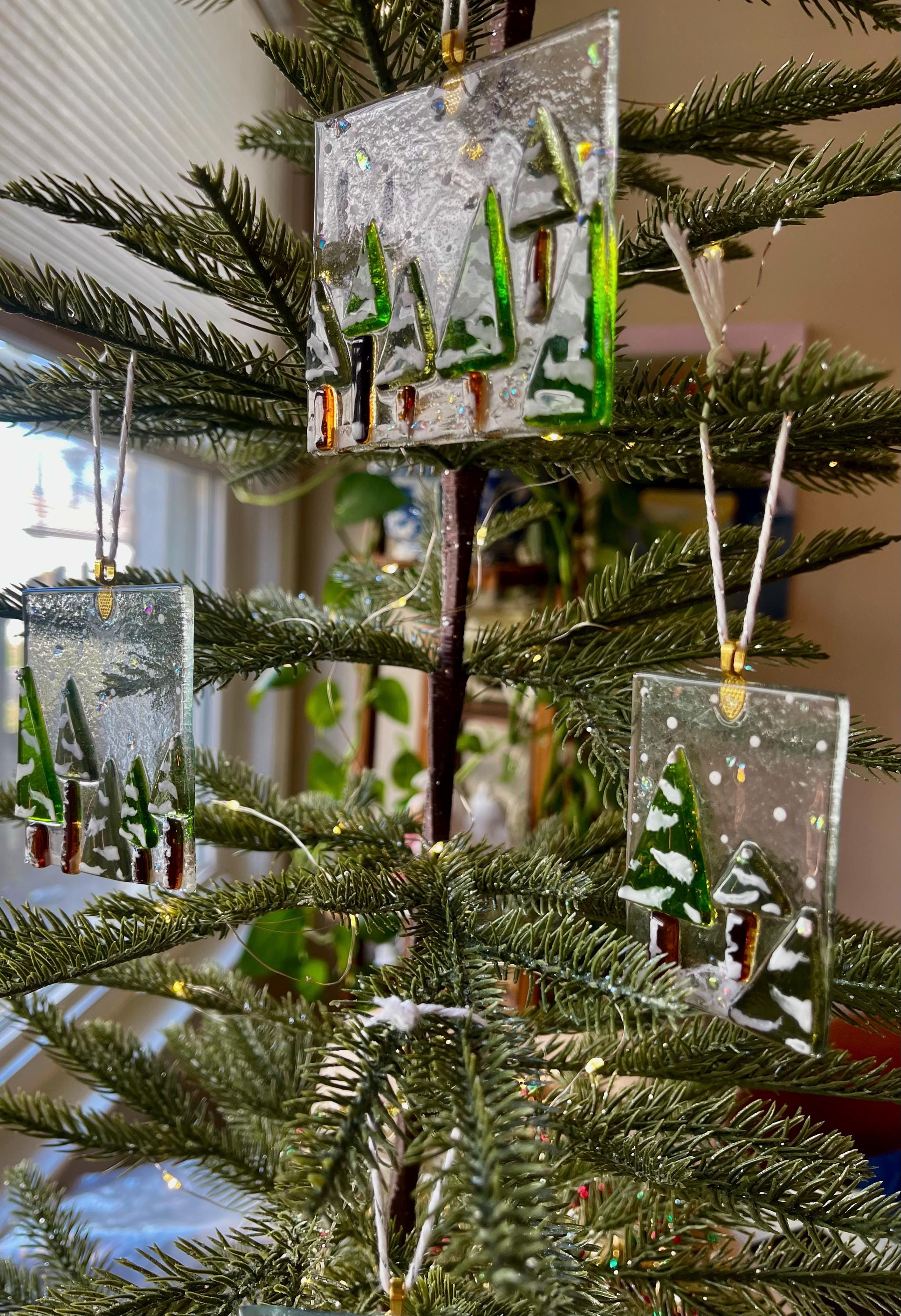 Winter Scene Fused Glass Ornament - Etsy