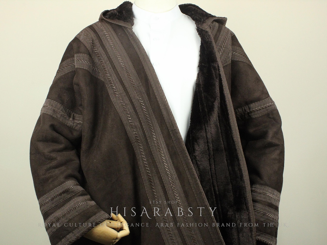 Chocolate Brown Farwa Bisht With Hoodie Mishla ʿabāʾa Arabian Coat Fur ...