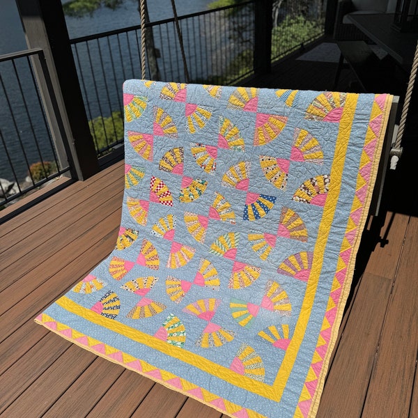 Vintage Fan Quilt - Etsy