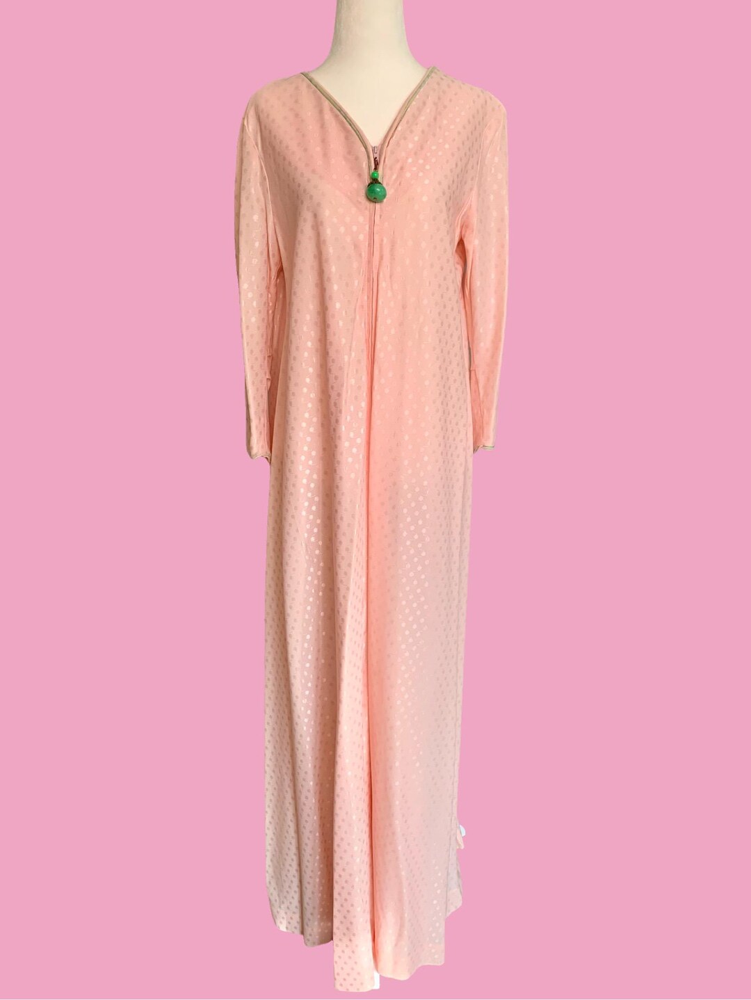 1960s Riviera Robes Pink Polka Dot Housecoat W/ Decorative Green Zip ...