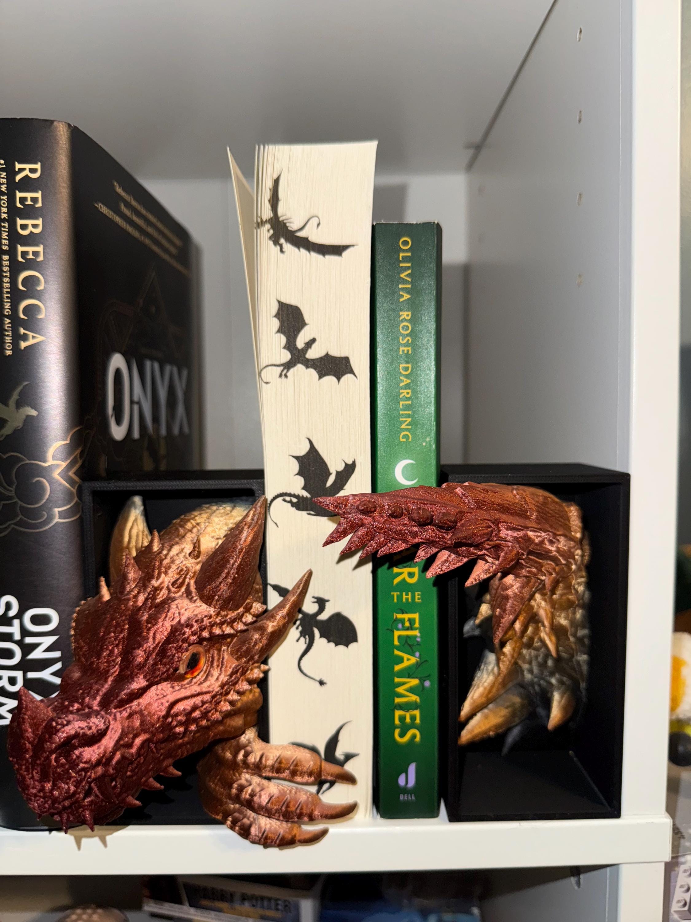 3D Printed Dragon Bookends: Fantasy Shelf Decor, Book Lover Gift - Etsy