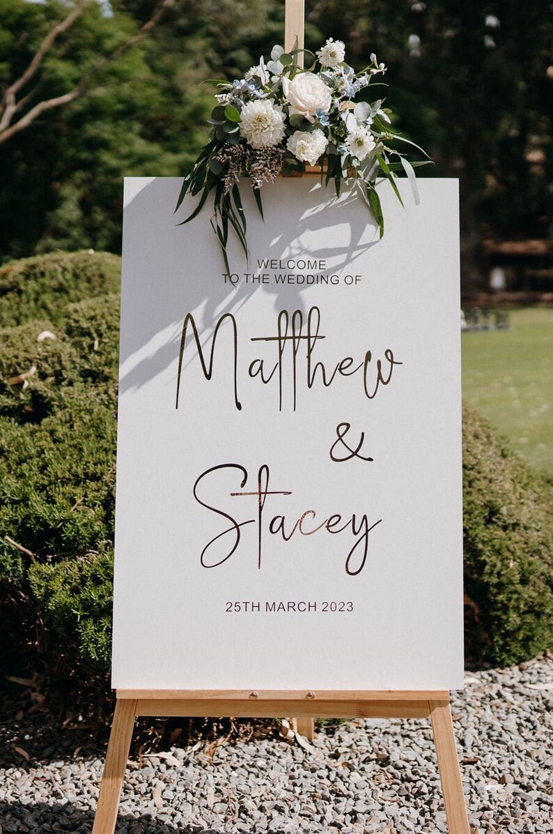Wooden Wedding Welcome Sign Classy Wooden Sign to Welcome Your Wedding ...