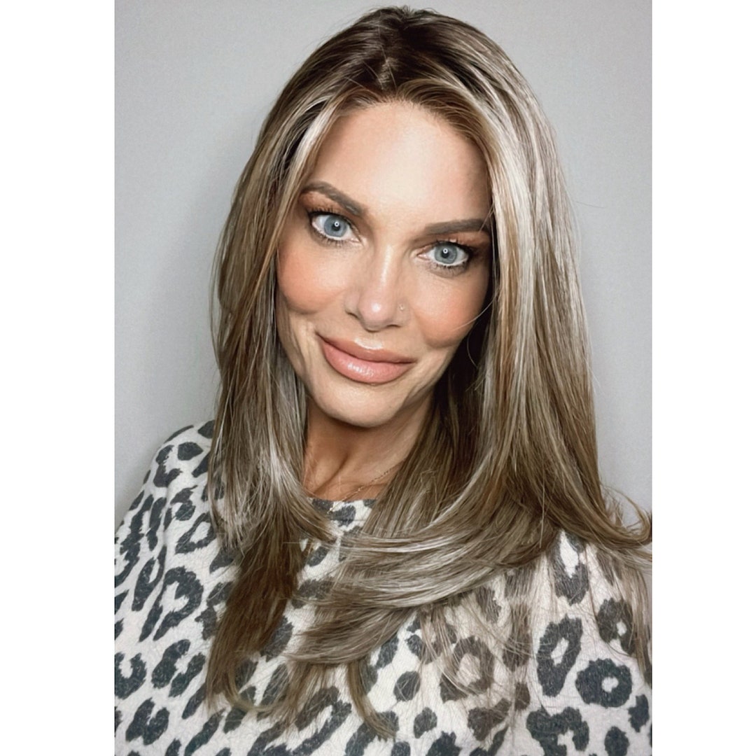 Skyler 20” Long Layered Dimensional Bronde Rooted Synthetic Wig Mono ...