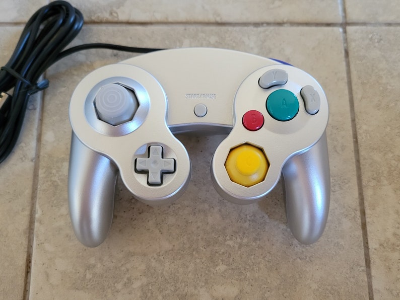 Gamecube Controller Wii Nintendo Super Mario Kart Zelda Smash Bros ...