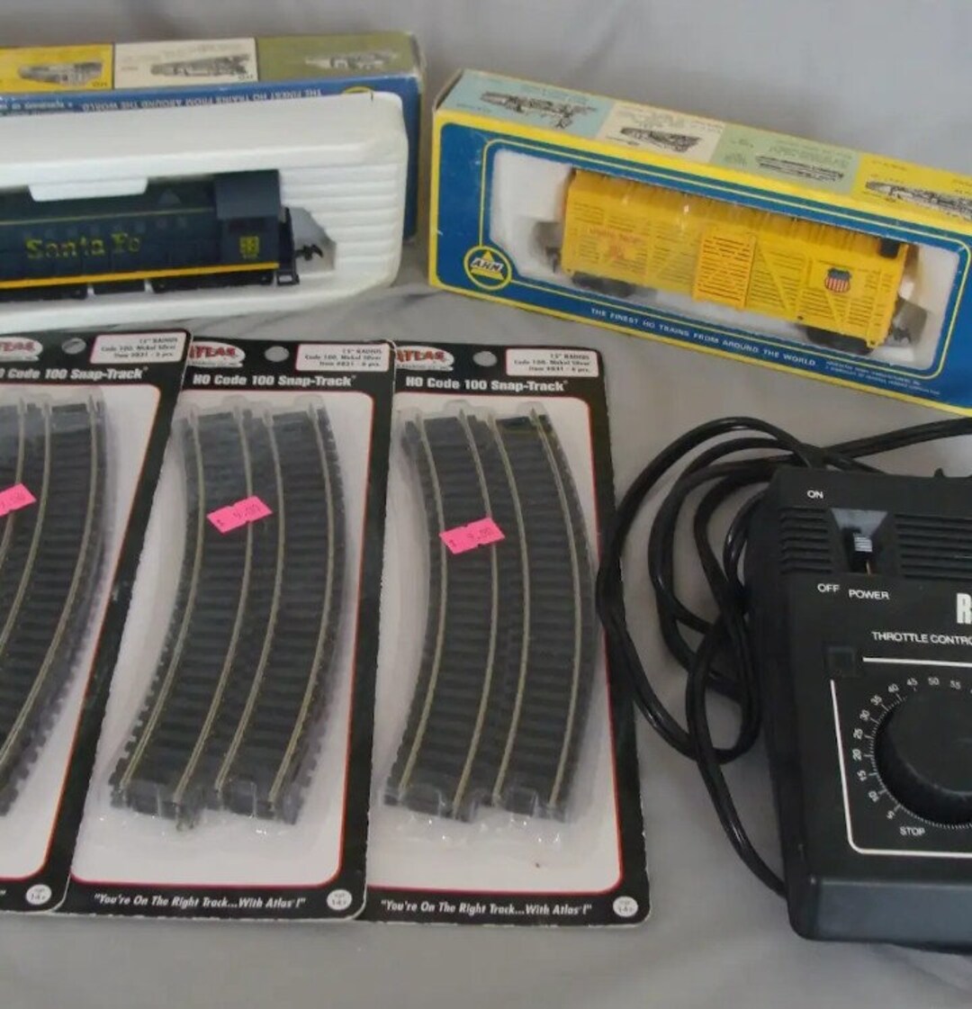 Vintage HO Railroad Group 18 New Tracks Transformer - Etsy