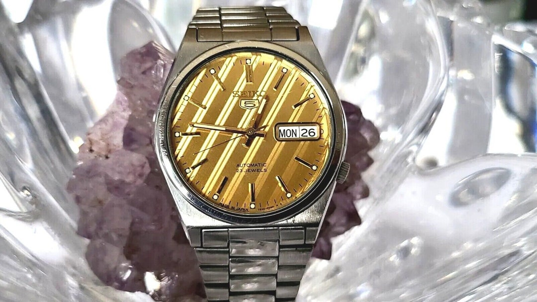 Rare Vintage SEIKO 5 Automatic 23 Jewel Gold Teaked Dial Men's Watch ...