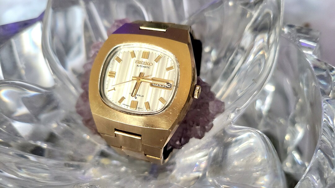 Vintage Seiko TV Case Men's Watch Automatic 17 Jewel Day/date Gold Tone ...