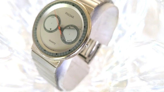 RARE Vintage Pulsar V336-6030 Day Date Sub dials Men'… - Gem