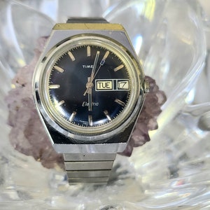 Vintage 70s Timex Electric Silver Crome Tone Blue Dial 38mm Men's Watch ...