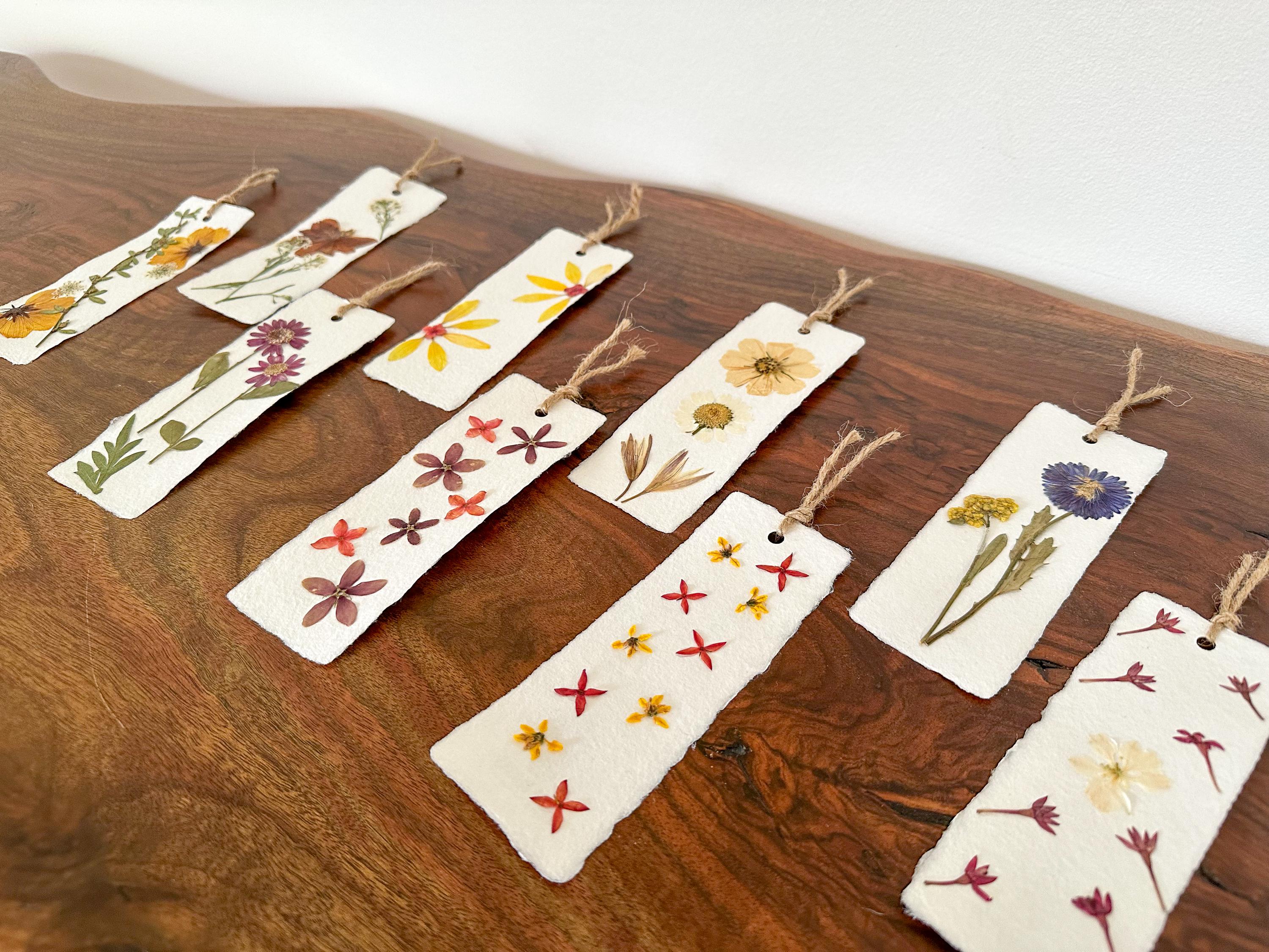 Pressed Flower Bookmark | Handmade Paper, Botanical Art - Etsy