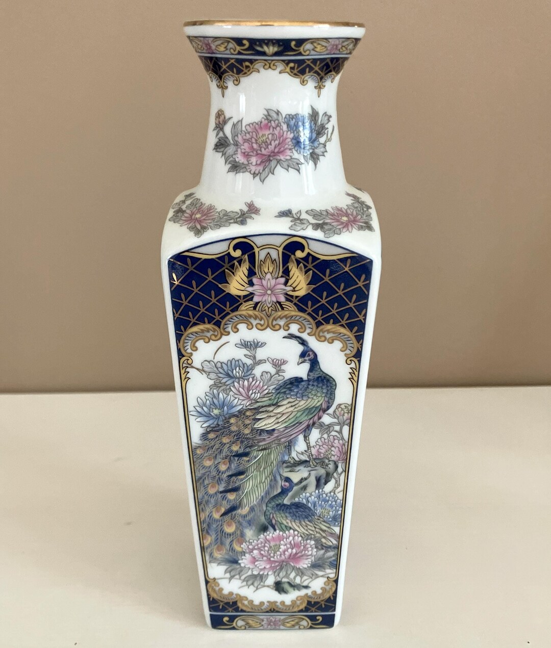 Tozan Japan Vase With Chinese Peacock & Peonies, 25.5cm Tall, 9cm Wide ...