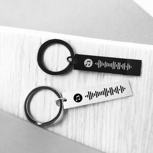 Custom Metal Keychain, Personalized Spotify Music Code, Engraved Text ...