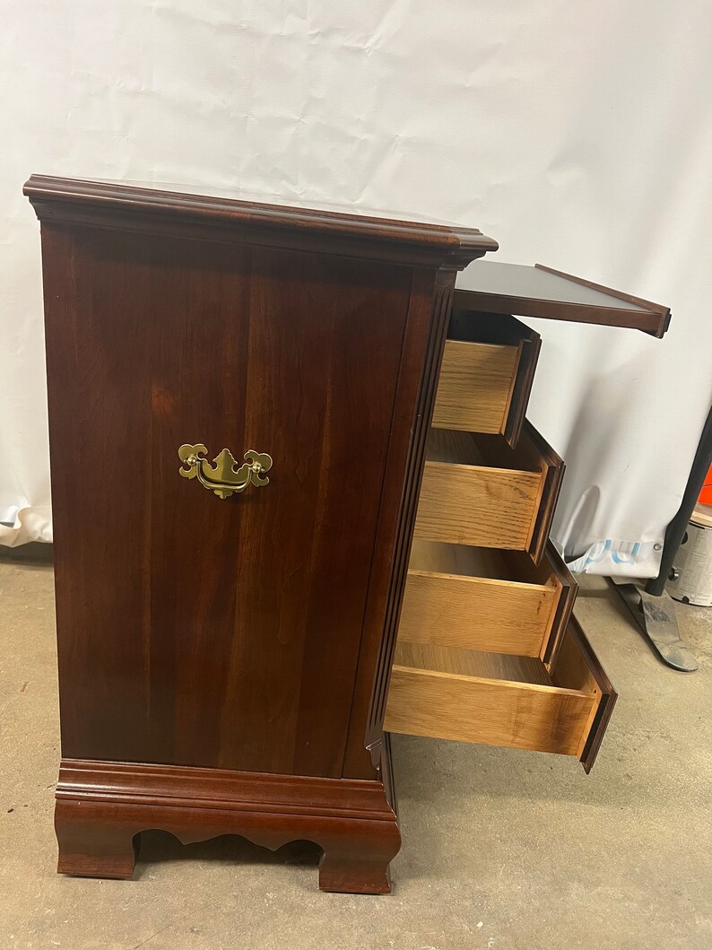 1980s Kincaid Nightstand - Etsy