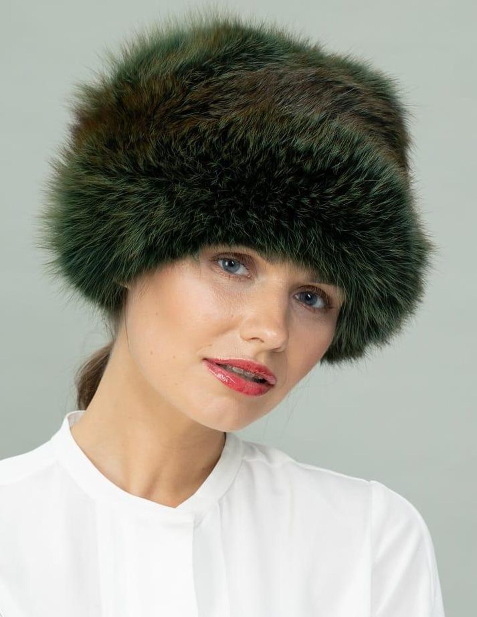 Dark Green Fox Fur Hat in Full Round Style - Etsy