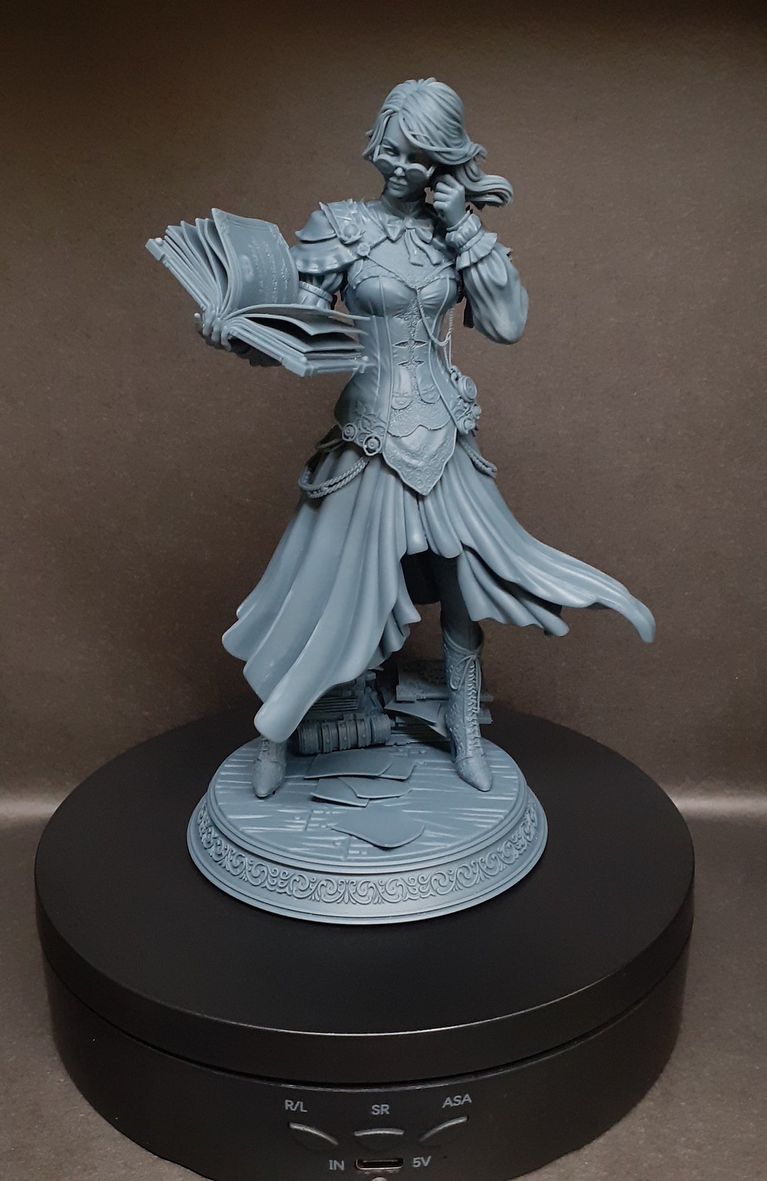 Orinthia the Magical Librarian | Nerikson | Display Model | 140 Mm ...