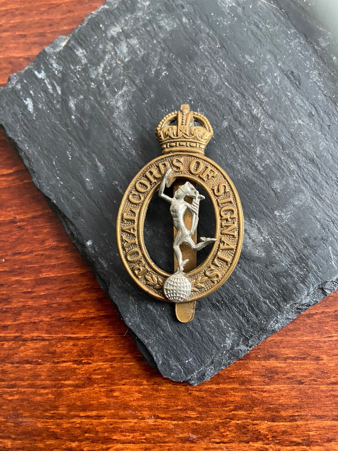 A Royal Corps of Signals Cap Badge - Etsy