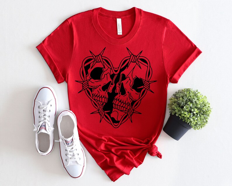 Skull Love Svg, Skull Head in Heart Svg, Valentine Skull Svg, Skull ...