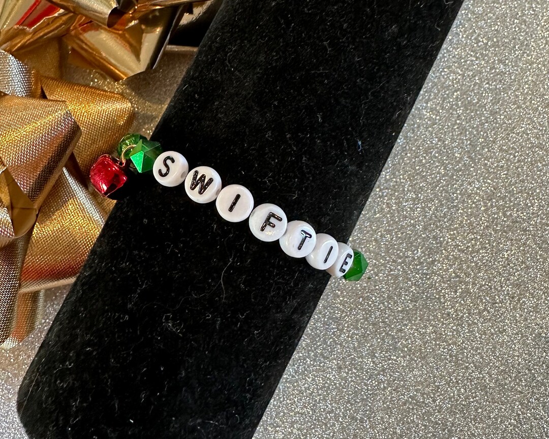 Swiftie Bracelet Christmas Style I Friendship Bracelet I - Etsy
