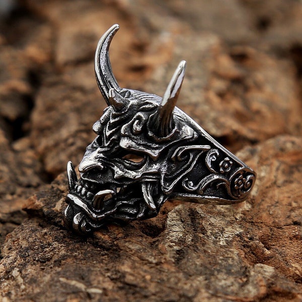 Demon Ring - Etsy