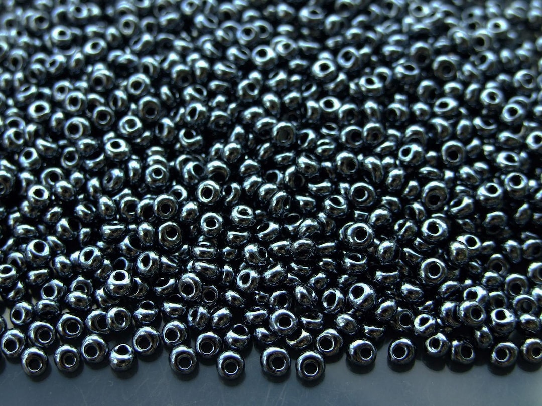 10g TOHO 3mm Magatama Japanese Seed Beads 81 Metallic Hematite Unique ...