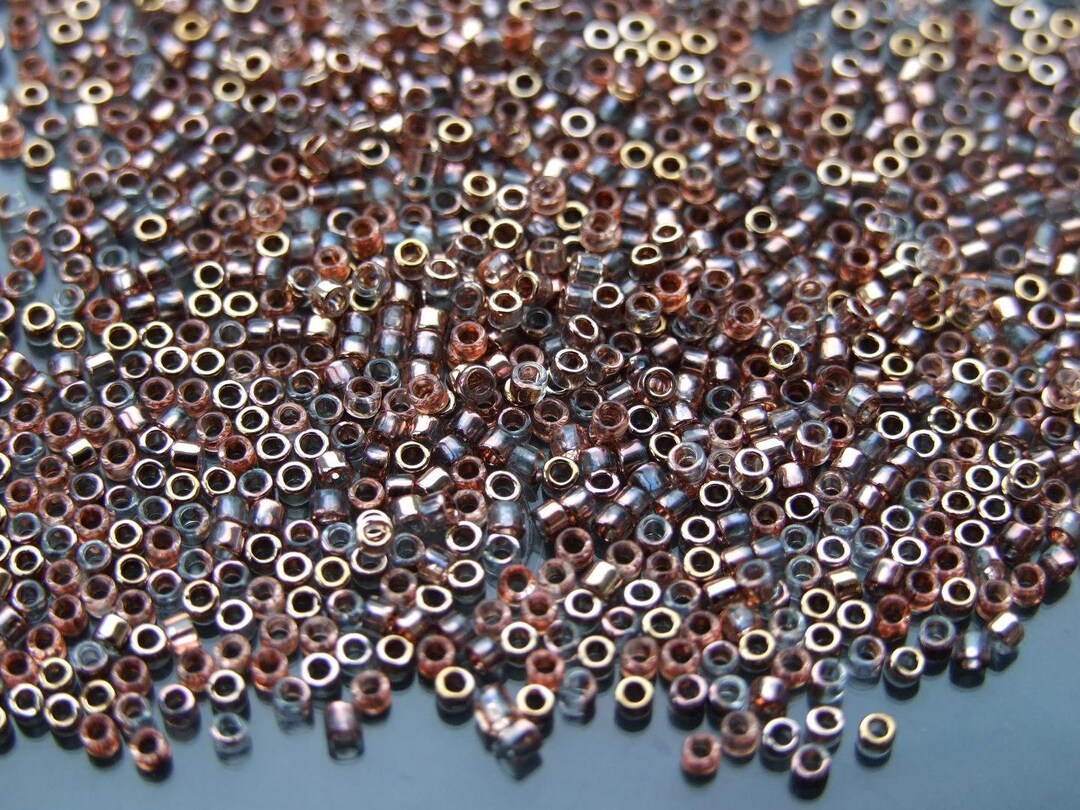 7g TOHO 11/0 Treasure Japanese Seed Beads Y851 HYBRID Apollo 1.5mm Seed ...