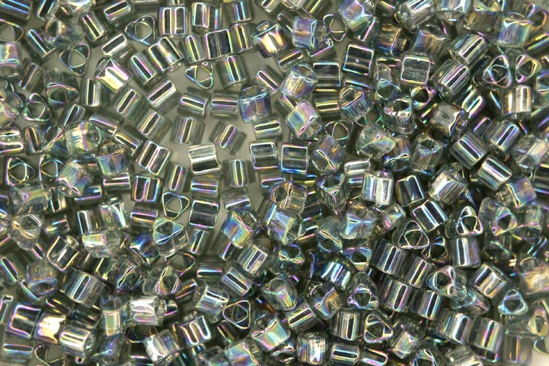 10g TOHO 8/0 Triangle Japanese Seed Beads 3mm 176B Transparent Grey ...