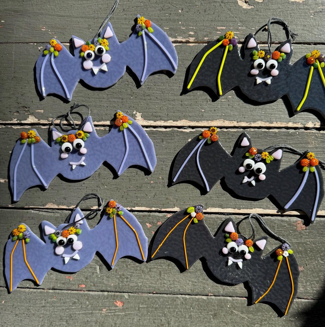 Batty Bats, Fused Glass Halloween Decor - Etsy