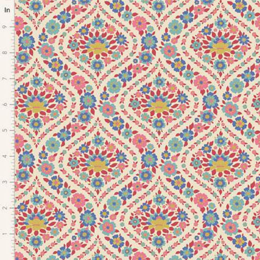 Tilda Wallflower- Bianca Red | TIL100618 | 1/2 Yard - Etsy