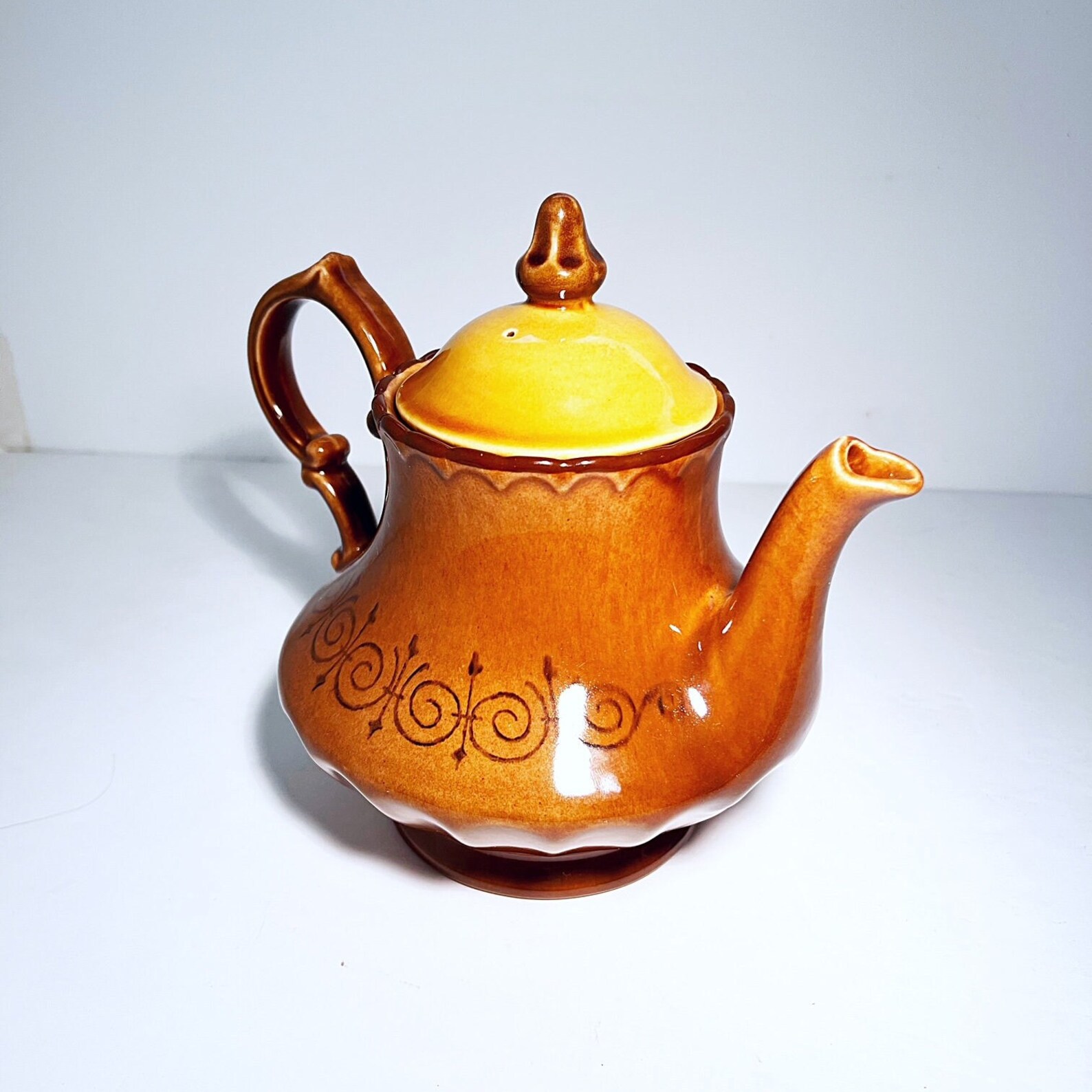 Vernon Ware Porcelain Teapot by Metlox. Circa 1980 - Etsy