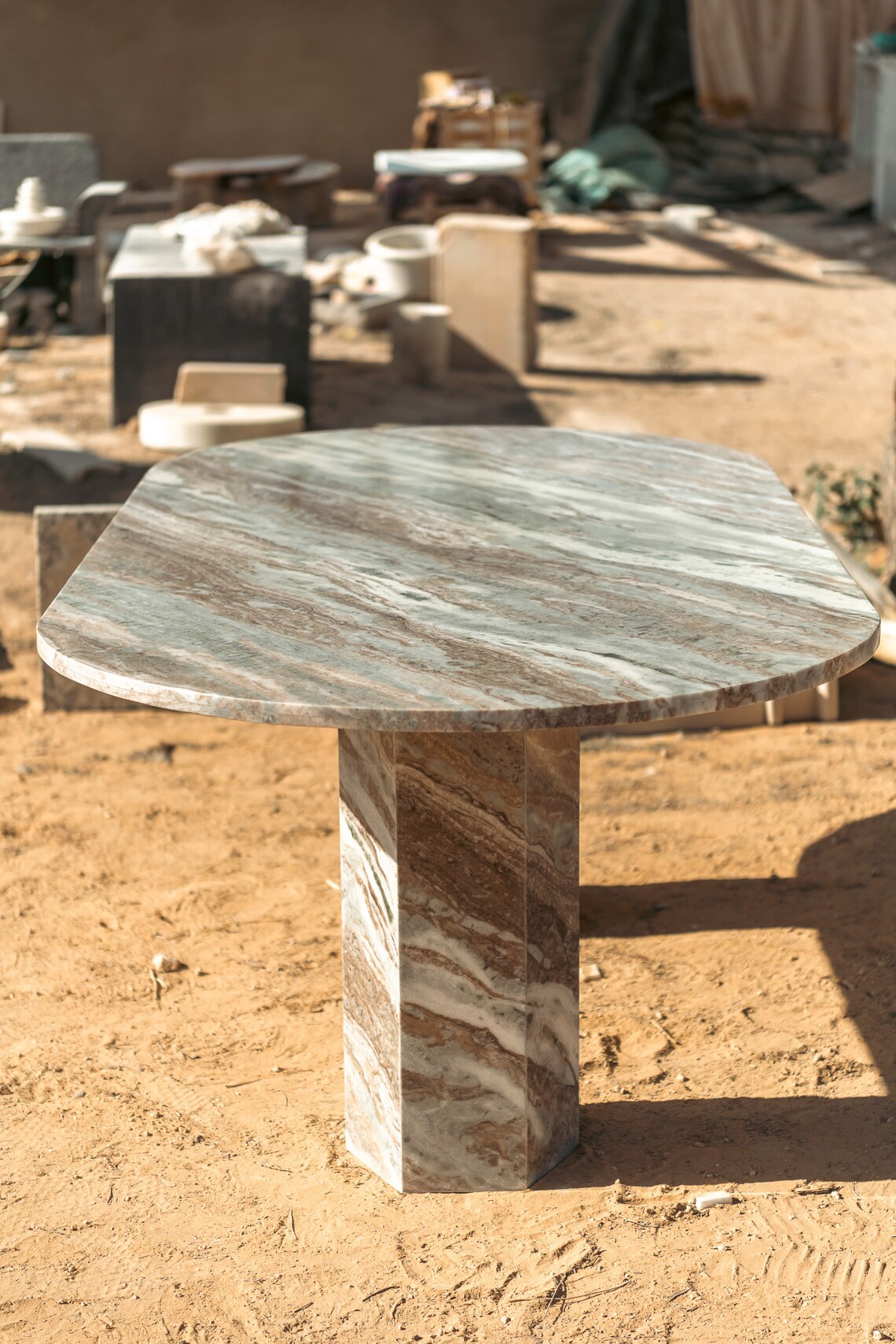 Fantasy Brown Dining Table- Dinning Table for 8 People - Stone Table ...