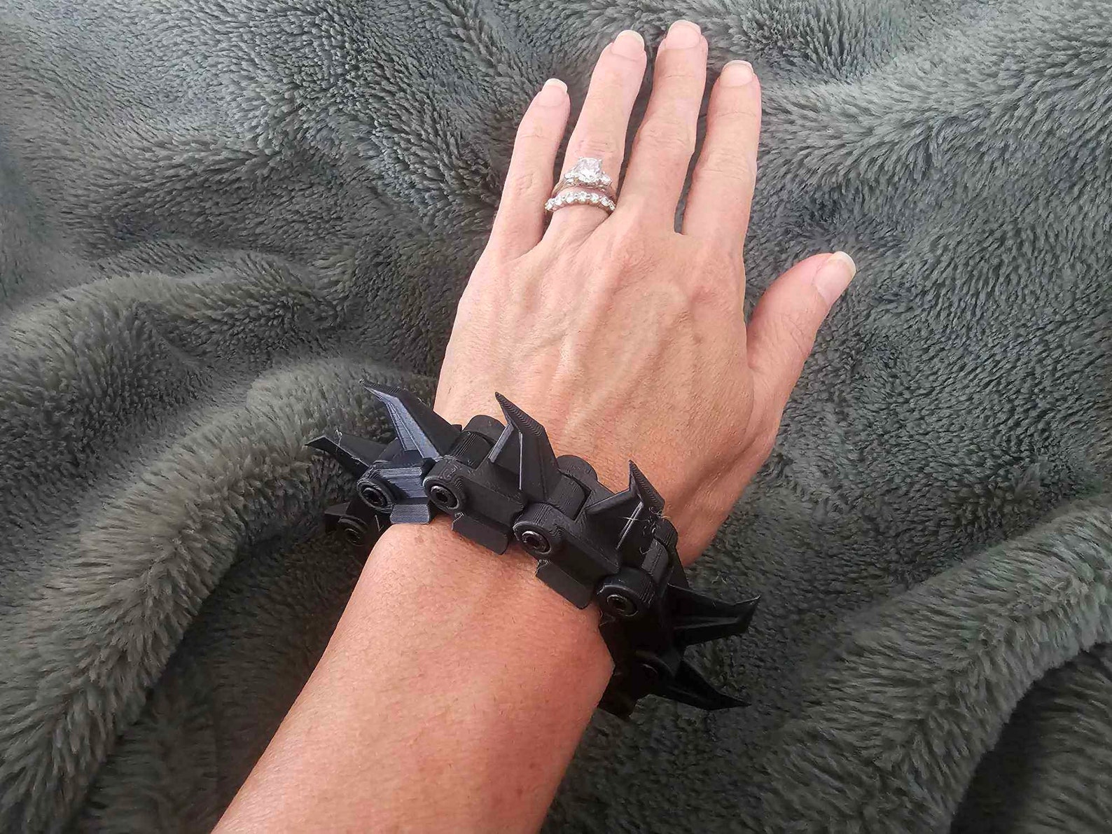 Metalhead/edm/cosplay/anime Chainsaw Tooth Bracelet - Etsy