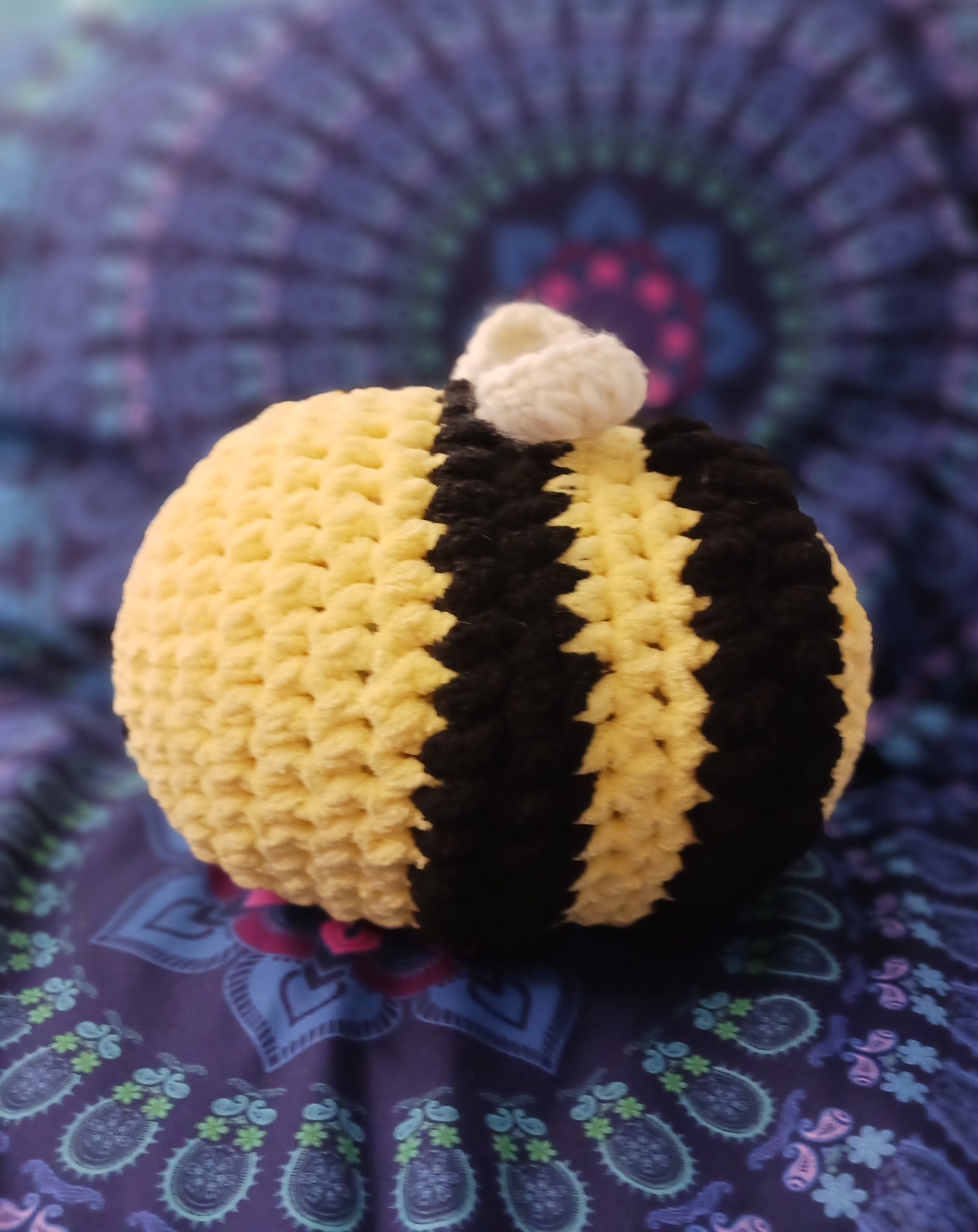 Handcrafted Gigantic Fluffy Bee Plush, Cute Fuzzy Big Bee Toy, Large ...