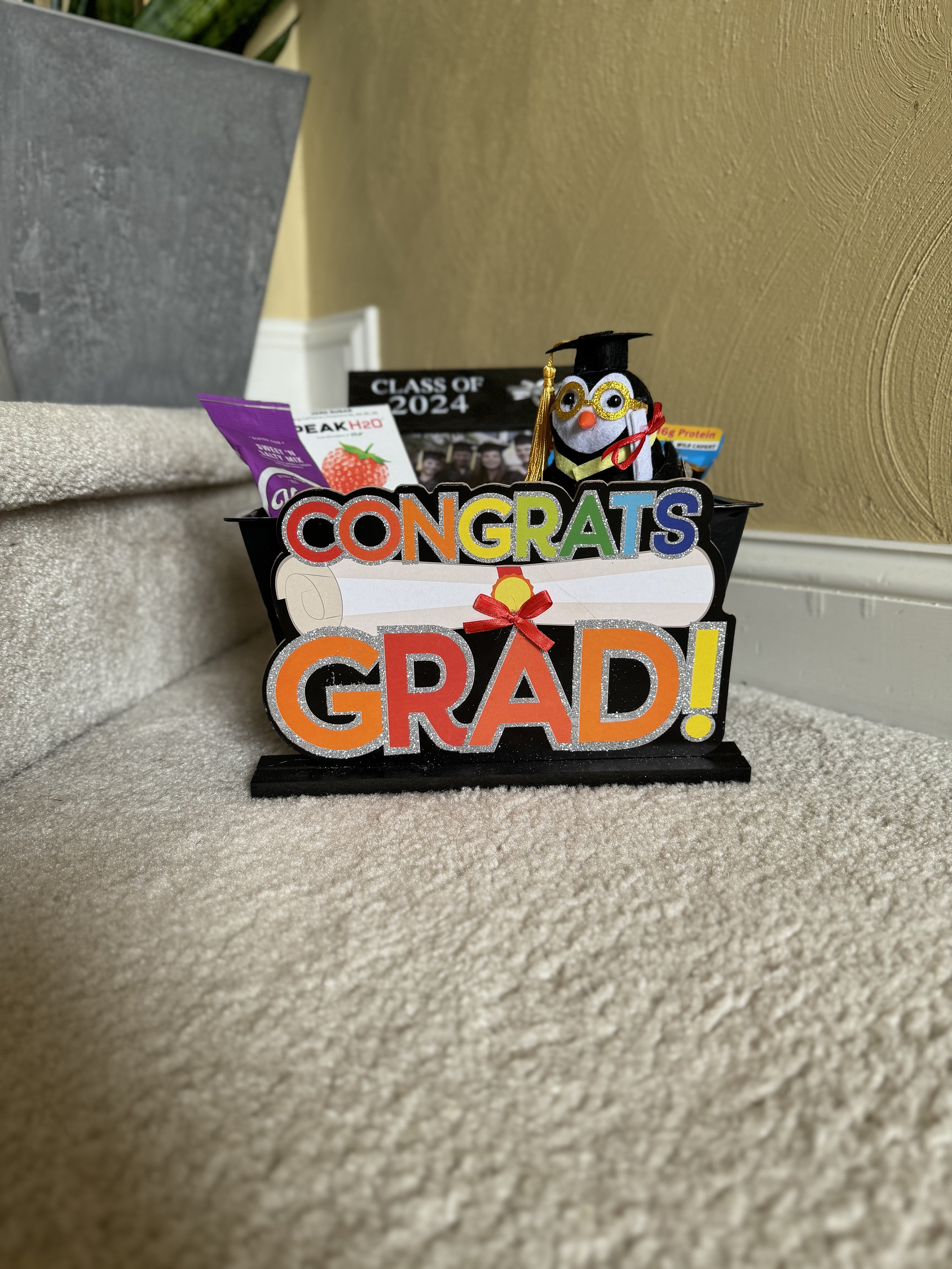 Graduation Gift Basket - Etsy
