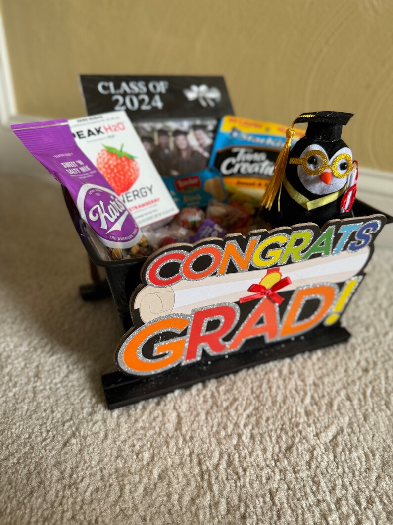 Graduation Gift Basket - Etsy