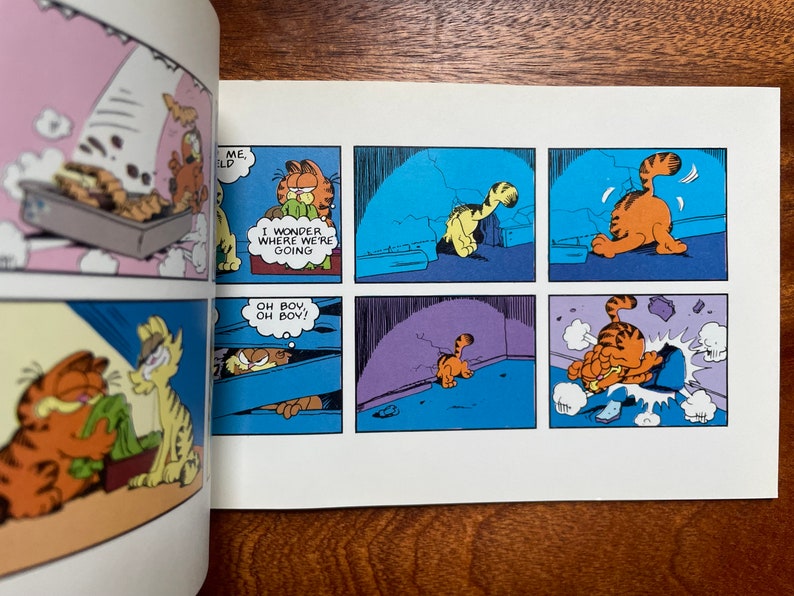Vintage 1980s Garfield on the Town Soft Cover Book // Jim Davis - Etsy
