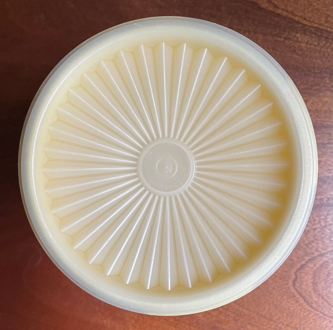 Vintage Servalier Tupperware // Golden Canister With Fleur De Lis and ...