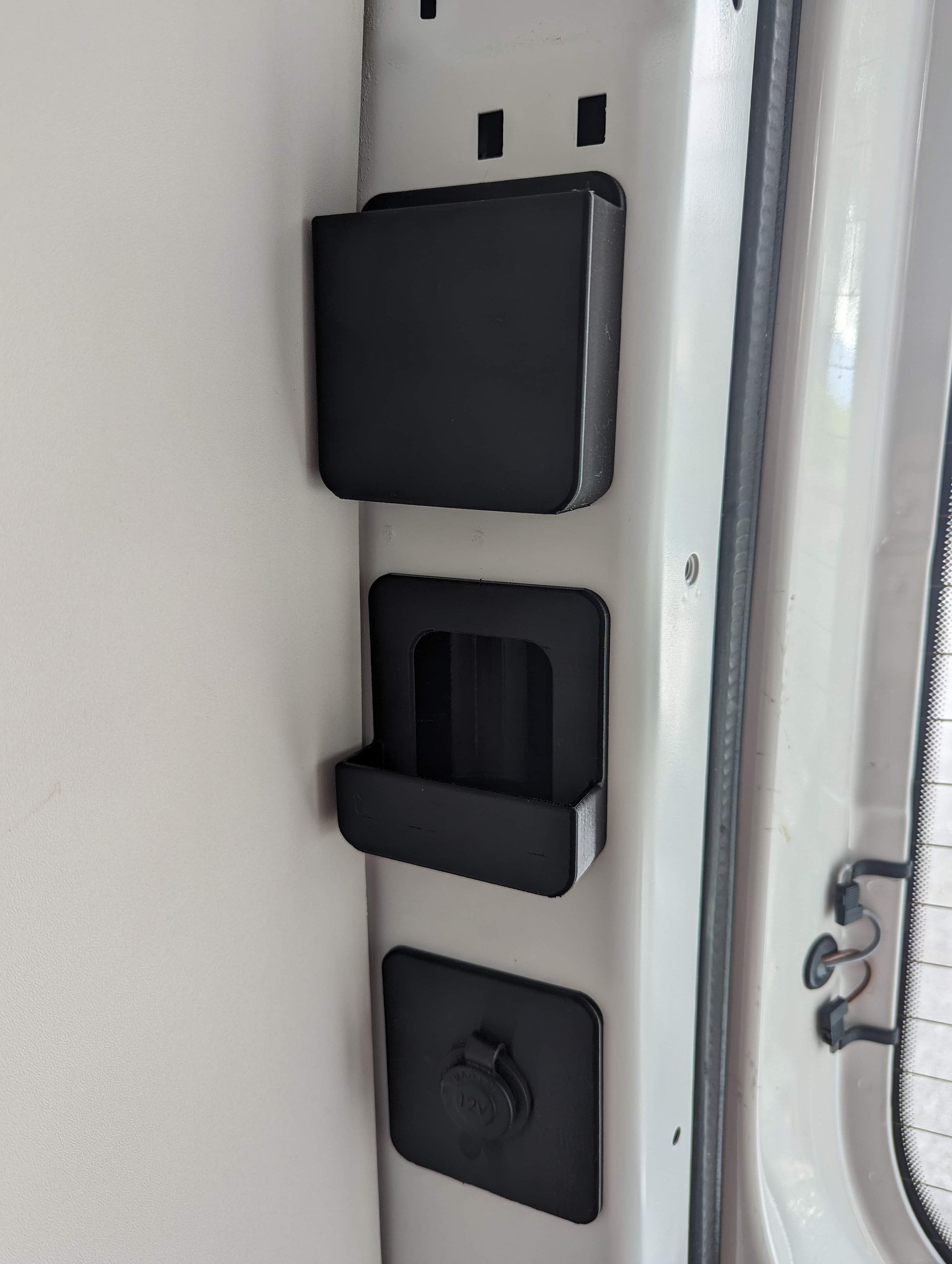 Mercedes Sprinter D Pillar Covers and Phone Holders - Etsy