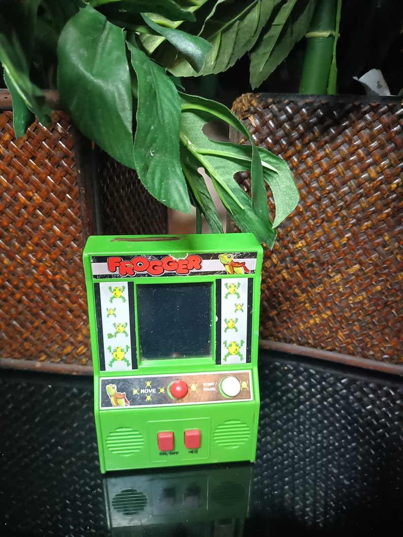 Frogger Mini Retro Arcade Game Konami 09550 Works. - Etsy