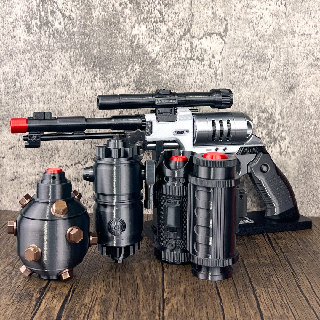 DE-10 Blaster Cosplay Replica - Etsy