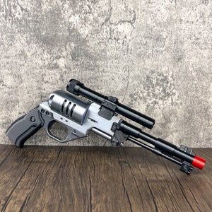 DE-10 Blaster Cosplay Replica - Etsy